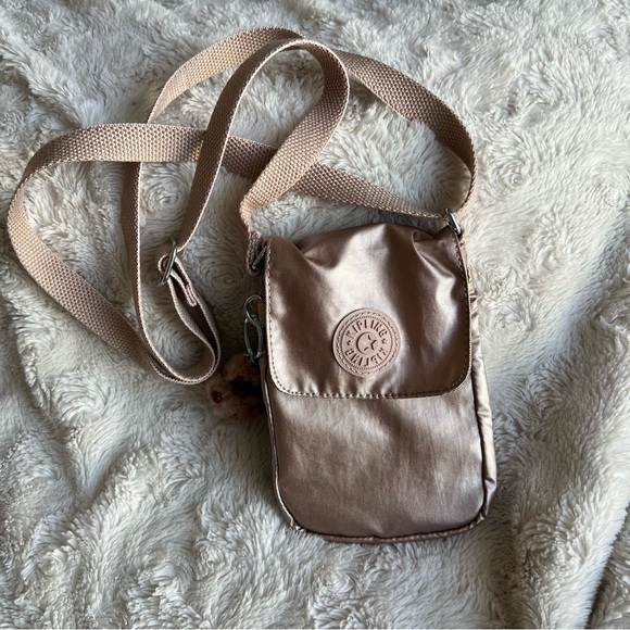 Kipling | Bags | Kipling Tissy Phone Bag Crossbody Quartz Metallic ...